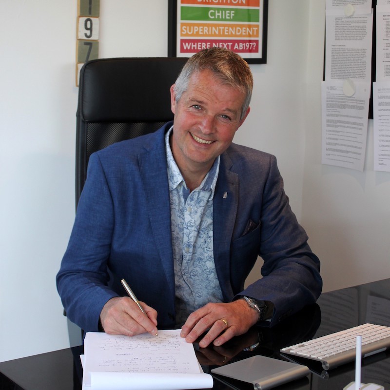 Experts Explain: Forensics in Crime | Bradford Literature Festival